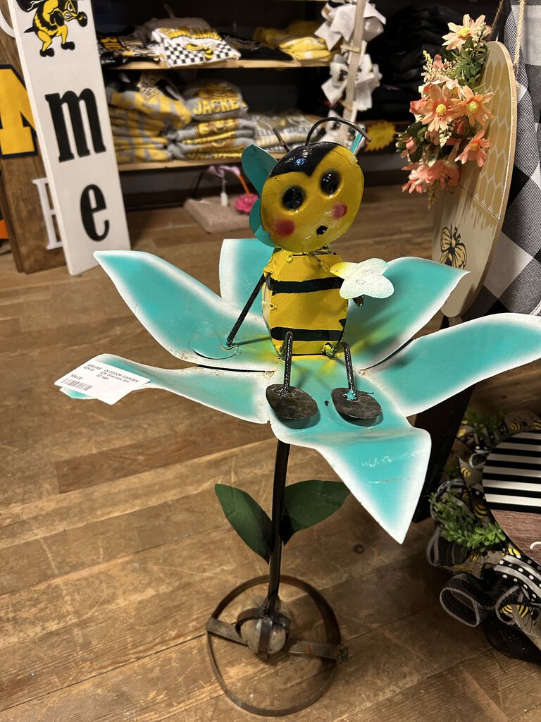 Rae Ray's Decor & More